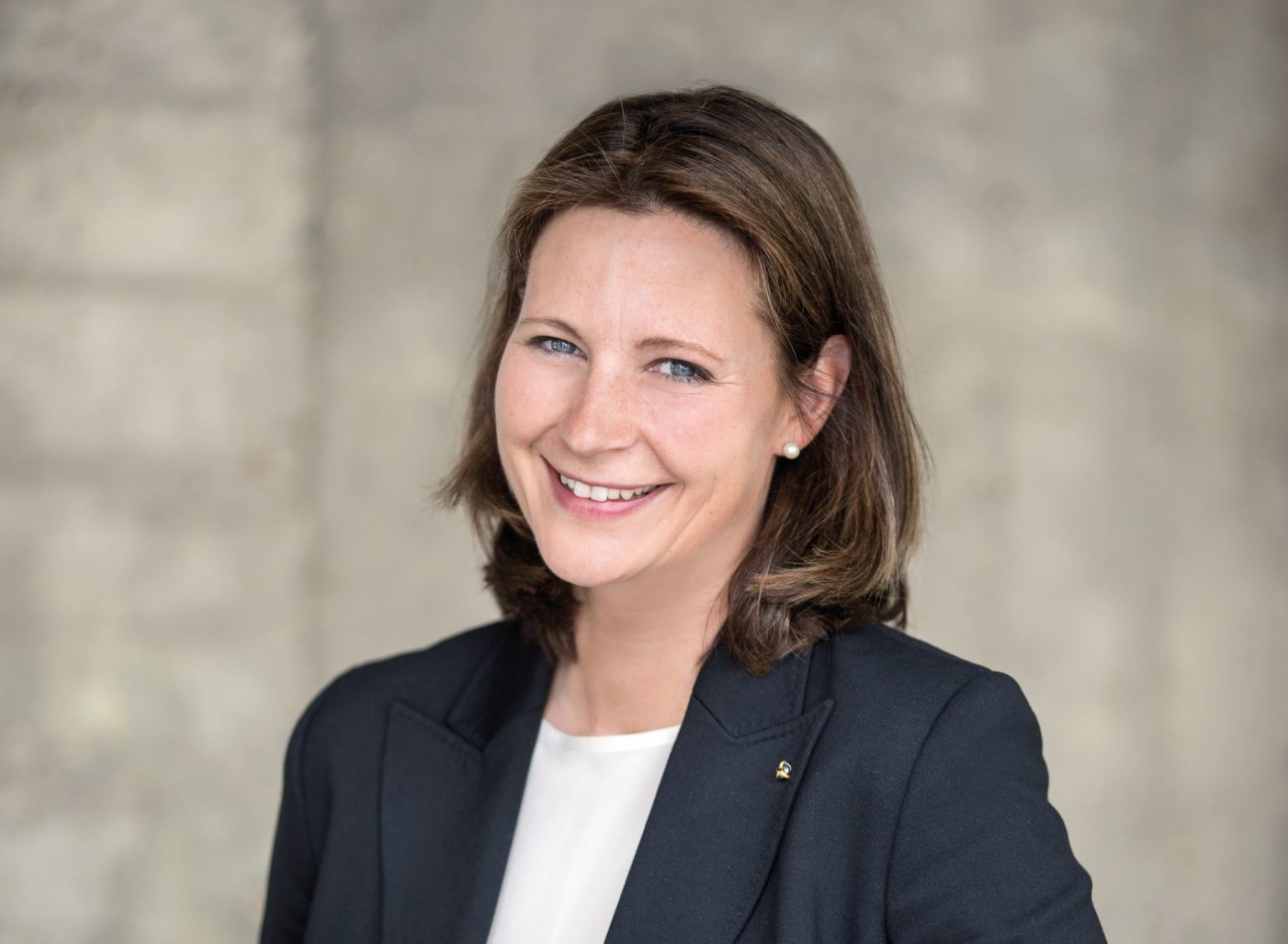 Was ist exzellenter Service, richtig guter Kundenumgang? - IHK-Akademie ...